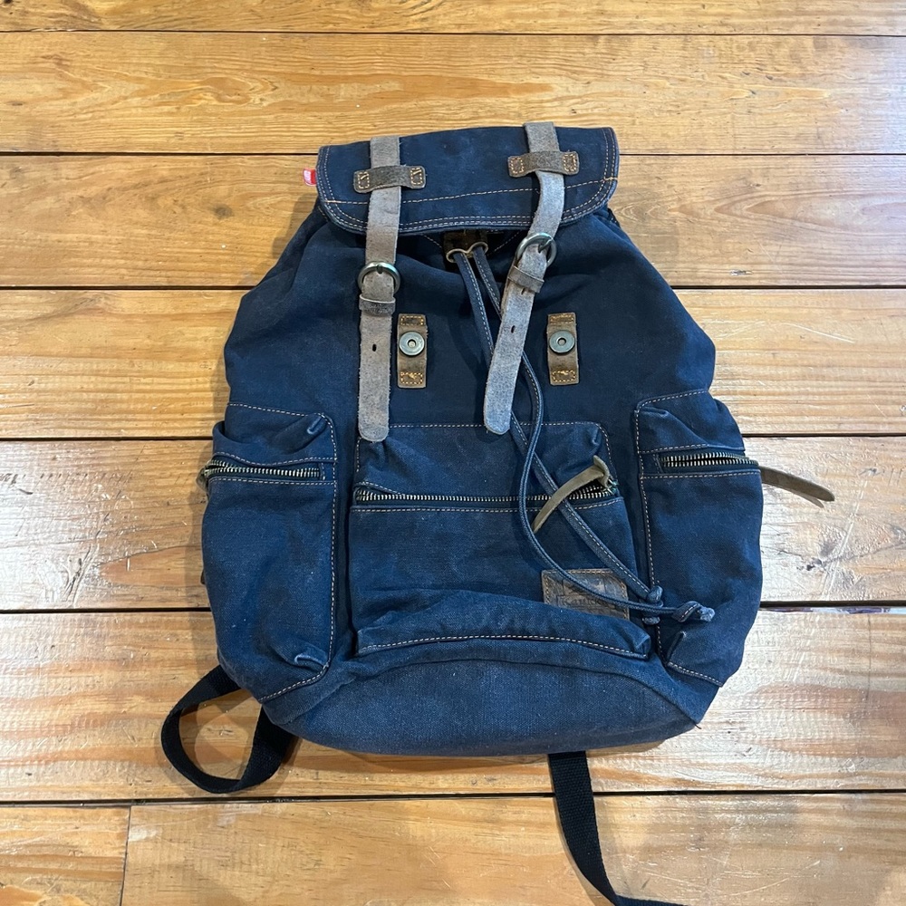 (203) Kaukko Backpack - Gem